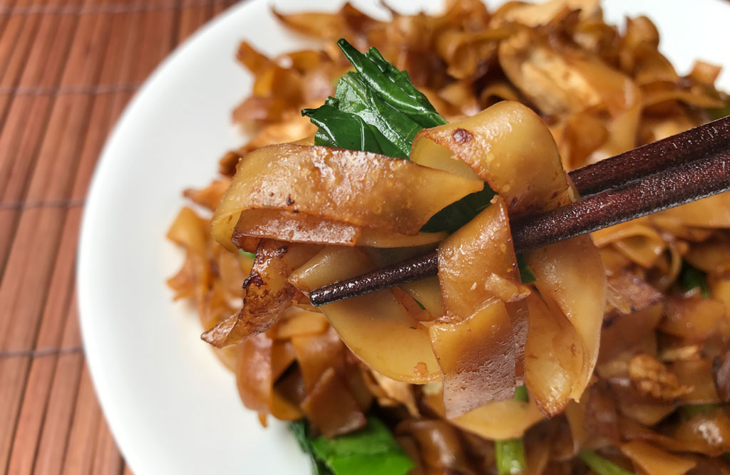 Thai Stir Fry Noodles - Pad See Ewe Recipe | Asian Inspirations