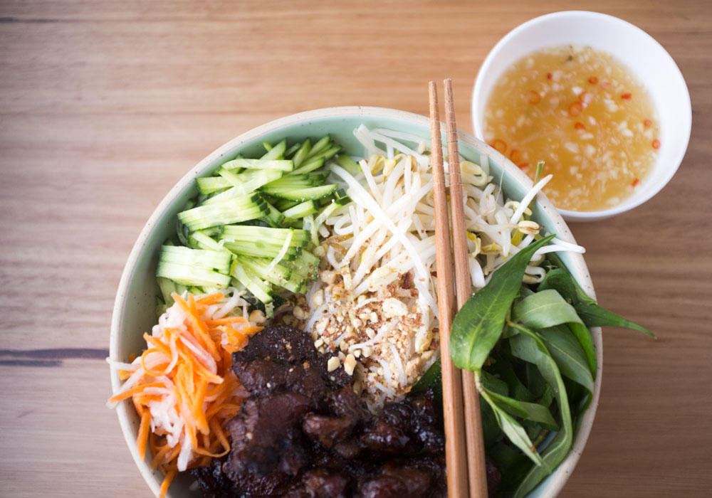 Vietnamese Grilled Pork Noodles (Bun Thit Nuong) | Asian Inspirations