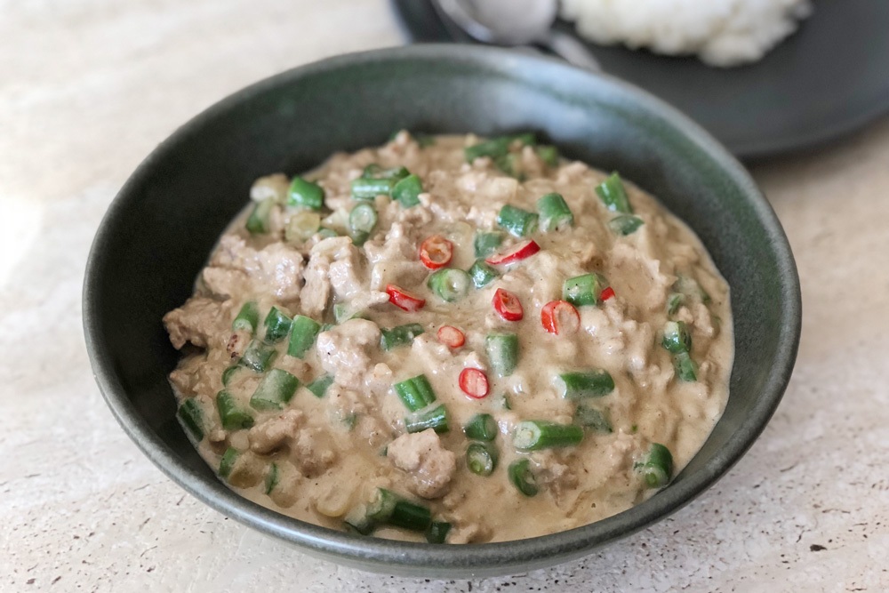 Filipino Minced Pork and Green Beans (Gising Gising) | Asian Inspirations
