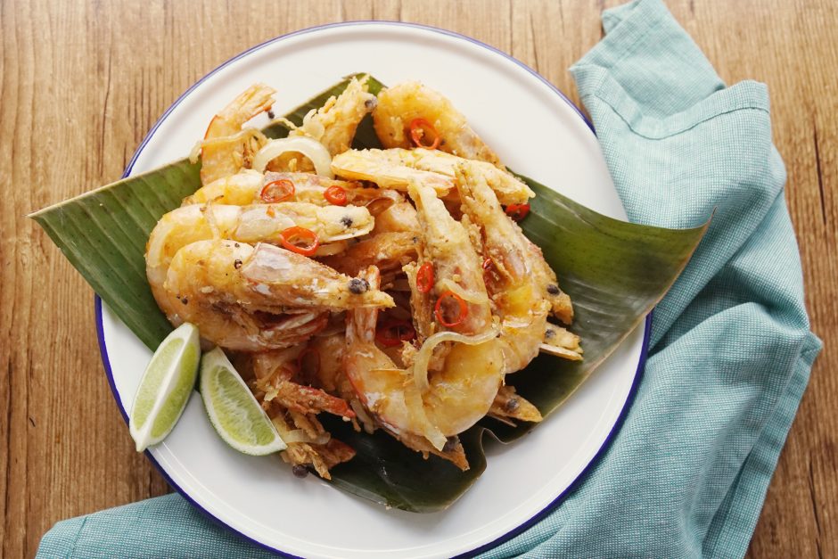 Salt and Pepper Prawns (Tom Rang Muoi) | Asian Inspirations