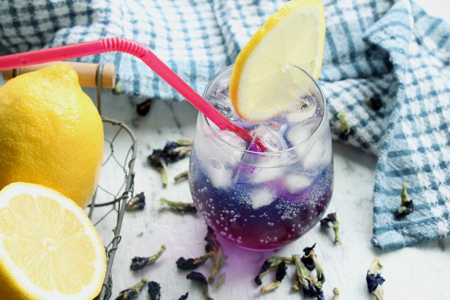 Blue Butterfly Pea Lemonade | Asian Inspirations