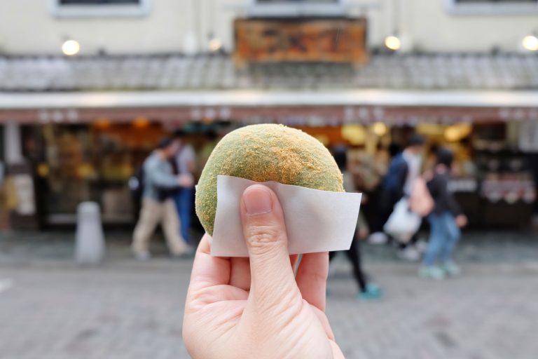 Japanese Art of Mochi Making | Asian Inspirations