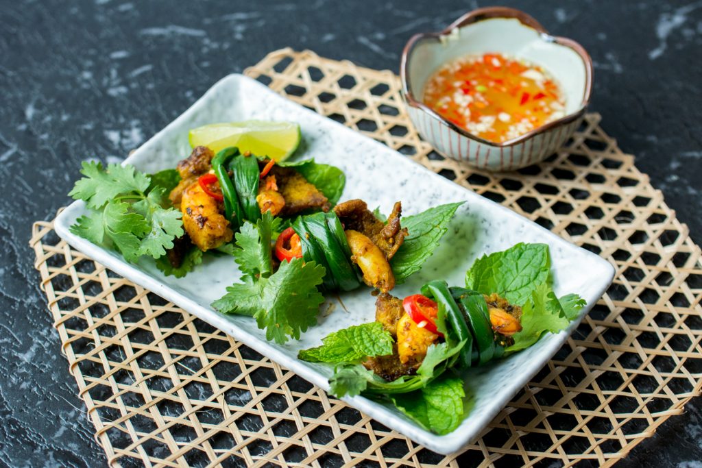 Three Friends Spring Onion Rolls (Tam Huu) | Asian Inspirations