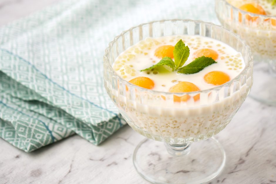 Sweet Sago with Rock Melon (Sako Cantaloupe Nom-Sod) | Asian Inspirations