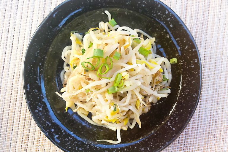 Korean Seasoned Bean Sprouts | Asian Inspirations