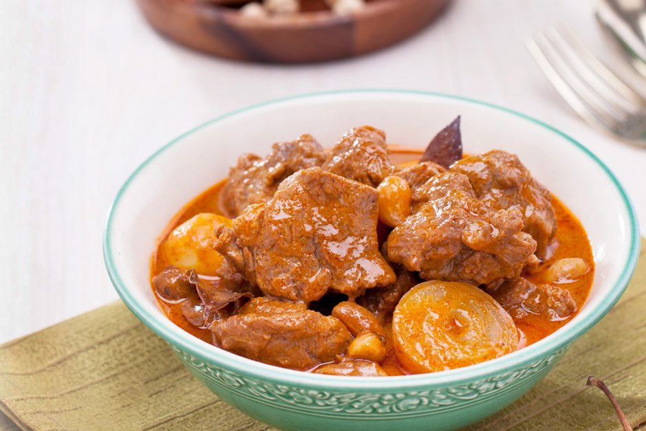 Massaman Curry with Beef (Gaeng Massaman Nua) | Asian Inspirations