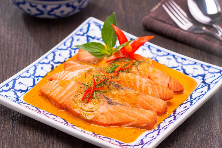 Salmon in Red Curry (Choo Chee Pla Salmon) | Asian Inspirations