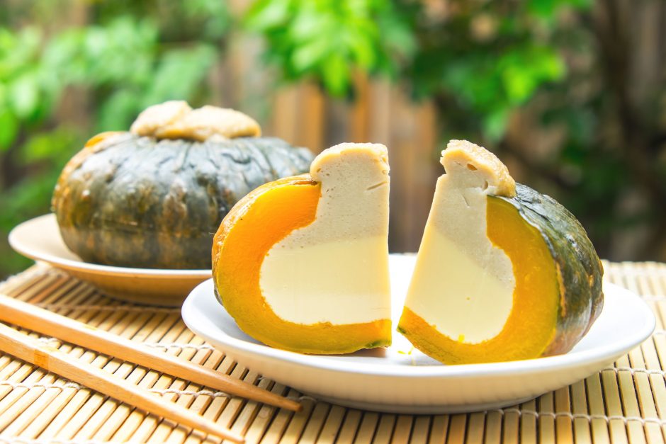 Steamed Custard in a Pumpkin Shell (Sankaya) | Asian Inspirations