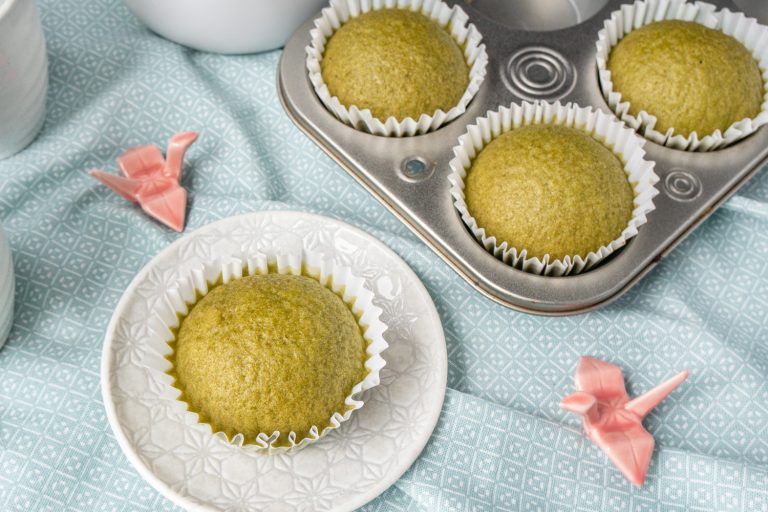 Japanese Matcha Steamed Cake (Matcha Mushi Pan) | Asian Inspirations