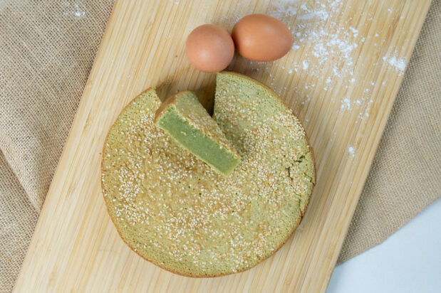 Kuih Bakar (Malaysian Baked Custard) | Asian Inspirations