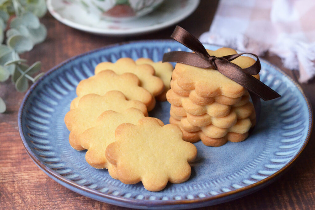 Hato Sabure (Japanese Butter Cookies) | Asian Inspirations