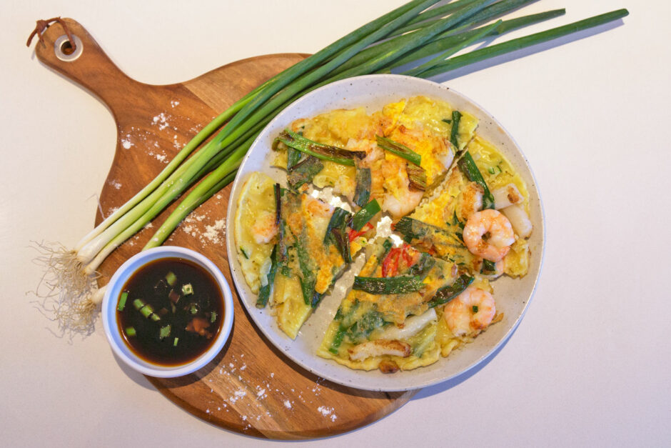 Korean Seafood Pancake (Haemul Pajeon) | Asian Inspirations