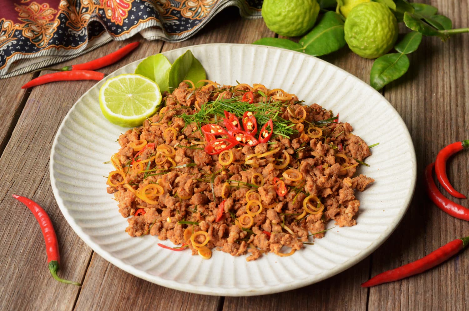 Thai Dried Pork Mince Curry (Khua Kling Moo) | Asian Inspirations