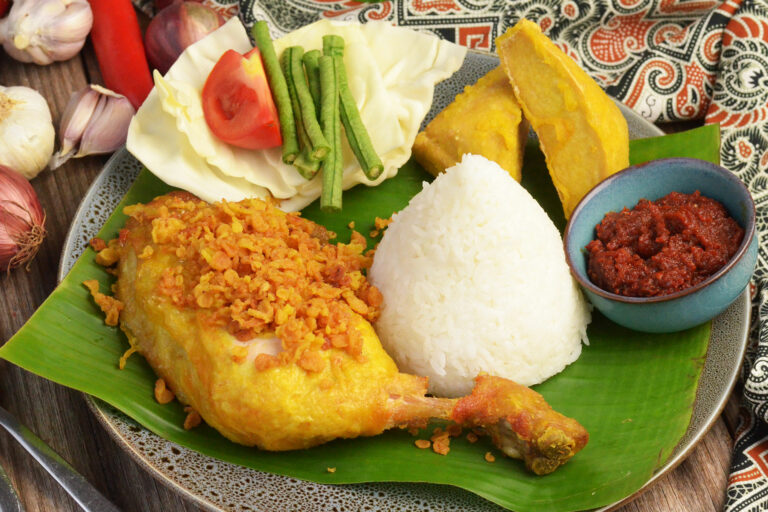 Make & Savour the Mouthwatering Indonesian Smashed Fried Chicken ...